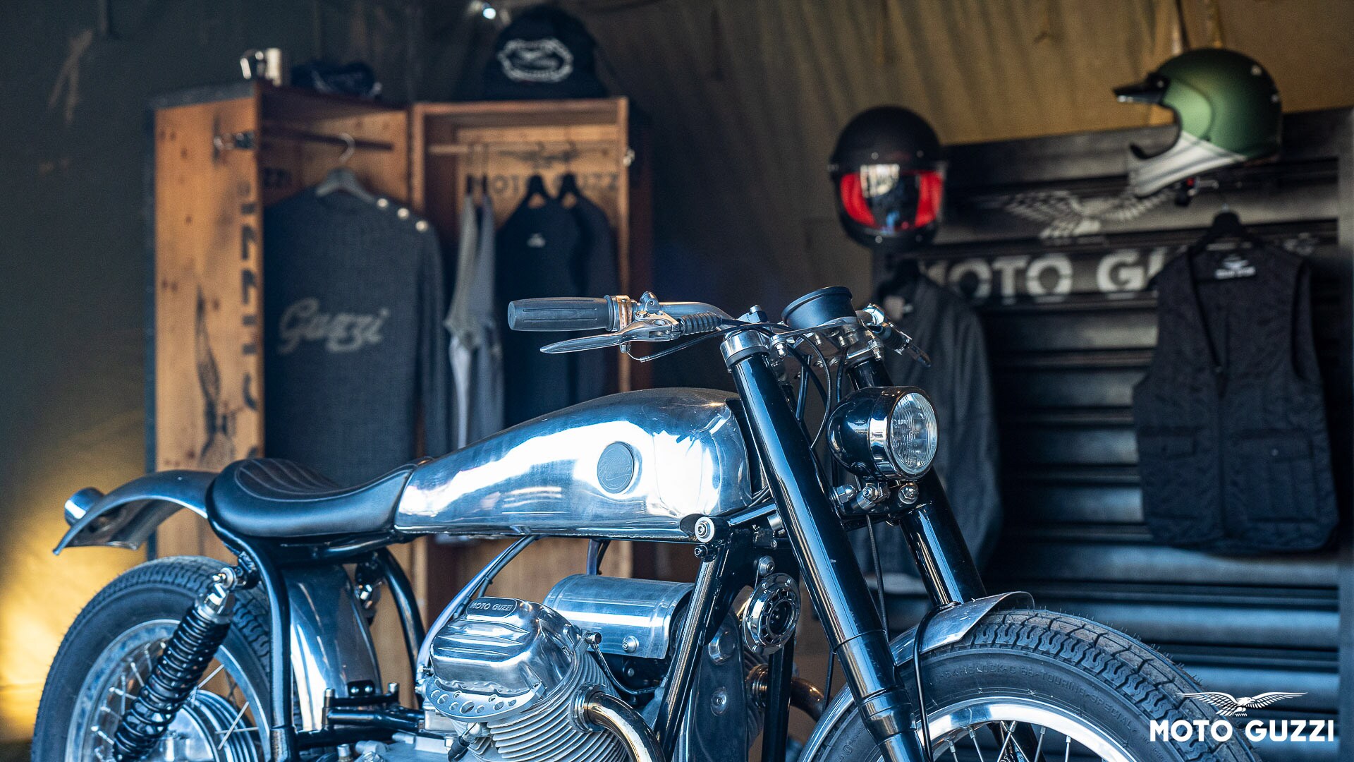 Wheels & Waves | Moto Guzzi IT