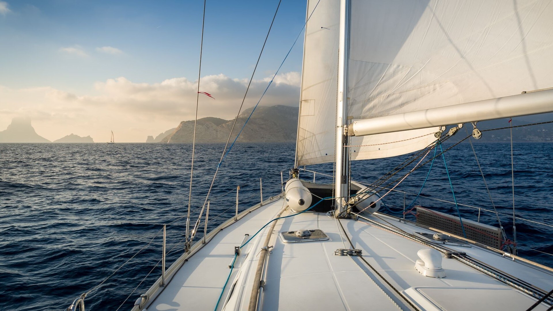 Ride & Sail | Moto Guzzi DE