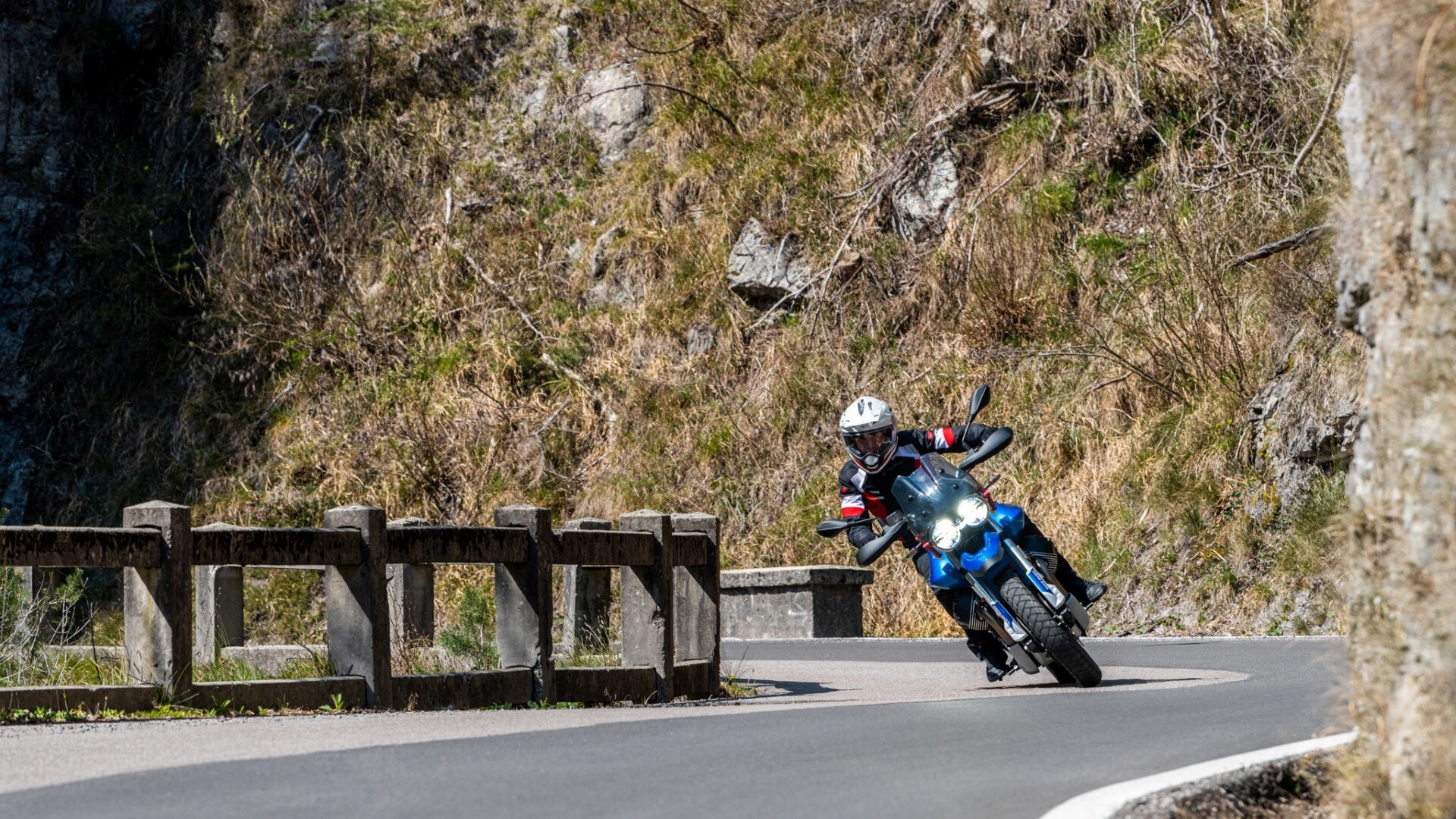 Moto Guzzi V85 TT, modern classic travel motorcycle. 850cc